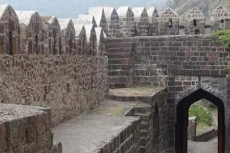 Forts - Discover India