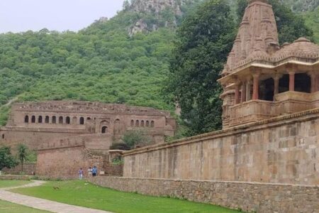 Forts - Discover India