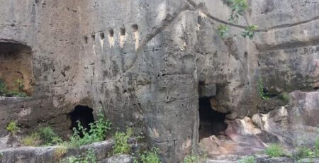 Sculptured Caves - Discover India