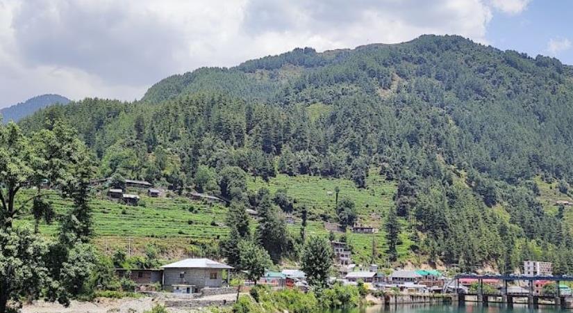 Barot Valley - Discover India