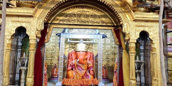 Moti Dungri - Discover India