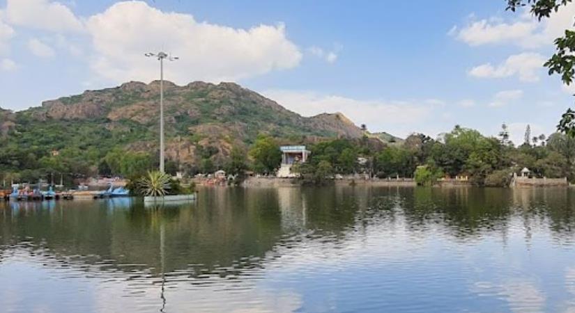 Nakki Lake - Discover India