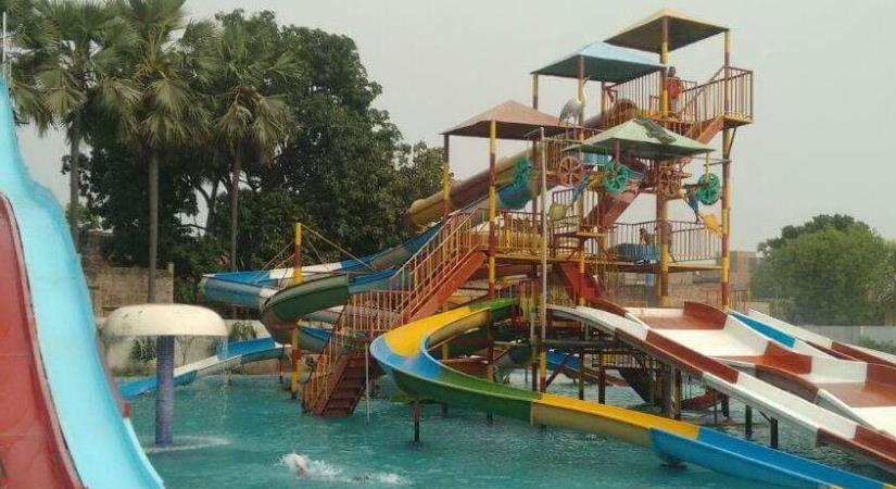 Varanasi Fun City - Discover India